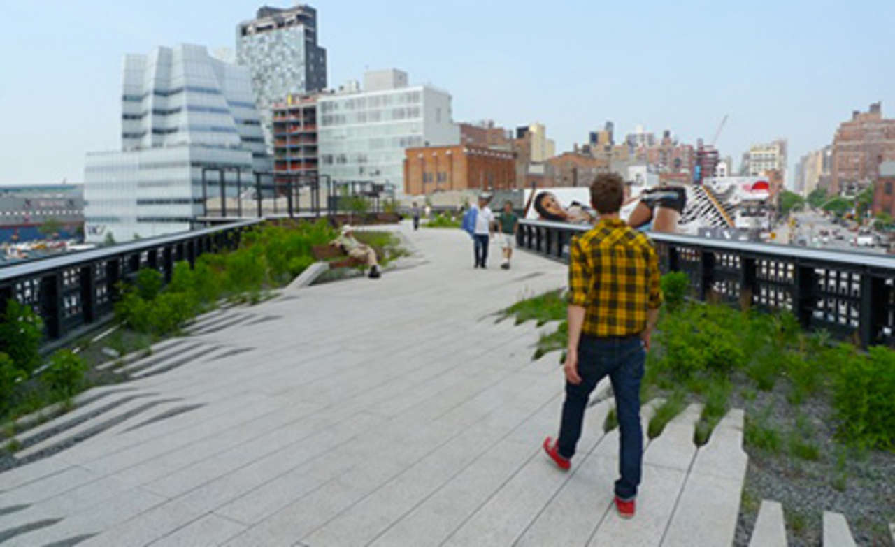 Visiting the High Line: An Amazing New Park Opens in Manhattan
