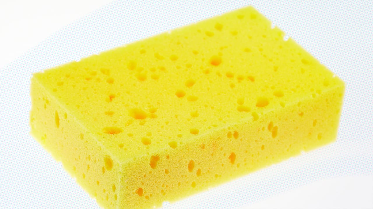 A New “Super Sponge” To Suck Up Oil Spills and Deliver Drugs