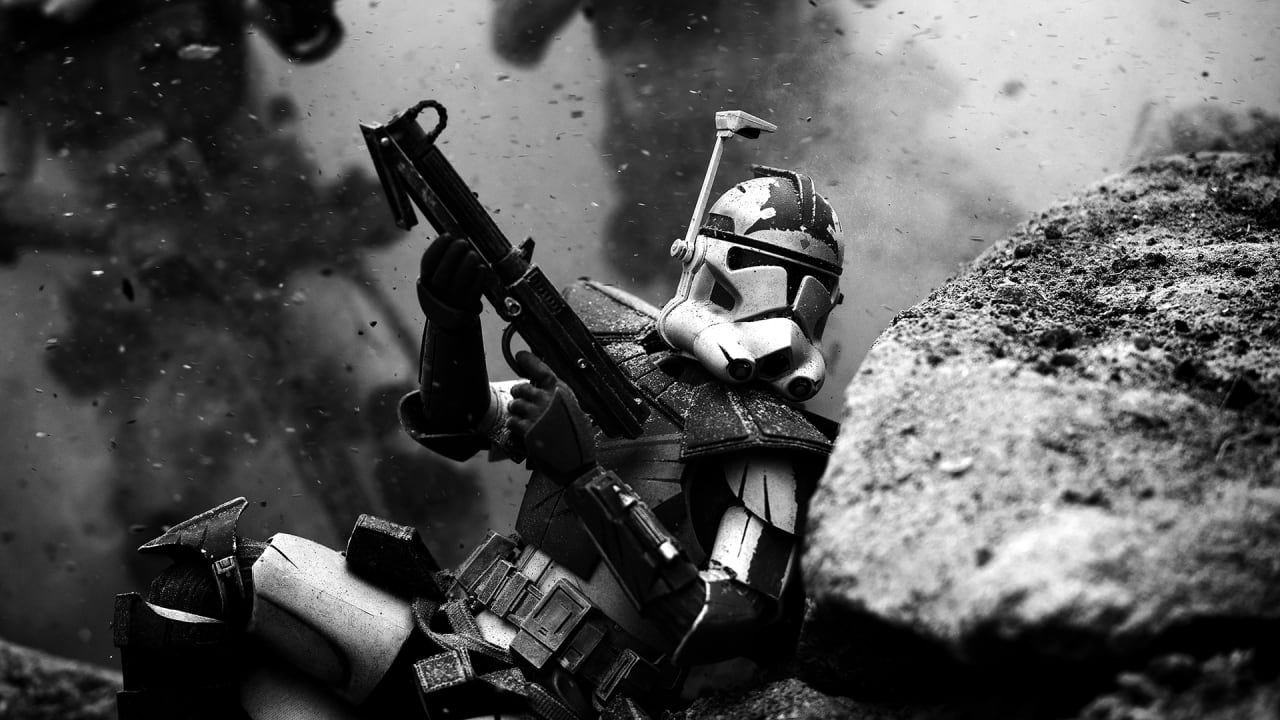 This Marine Uses Stormtrooper Toys To Depict His Combat Experience In ...